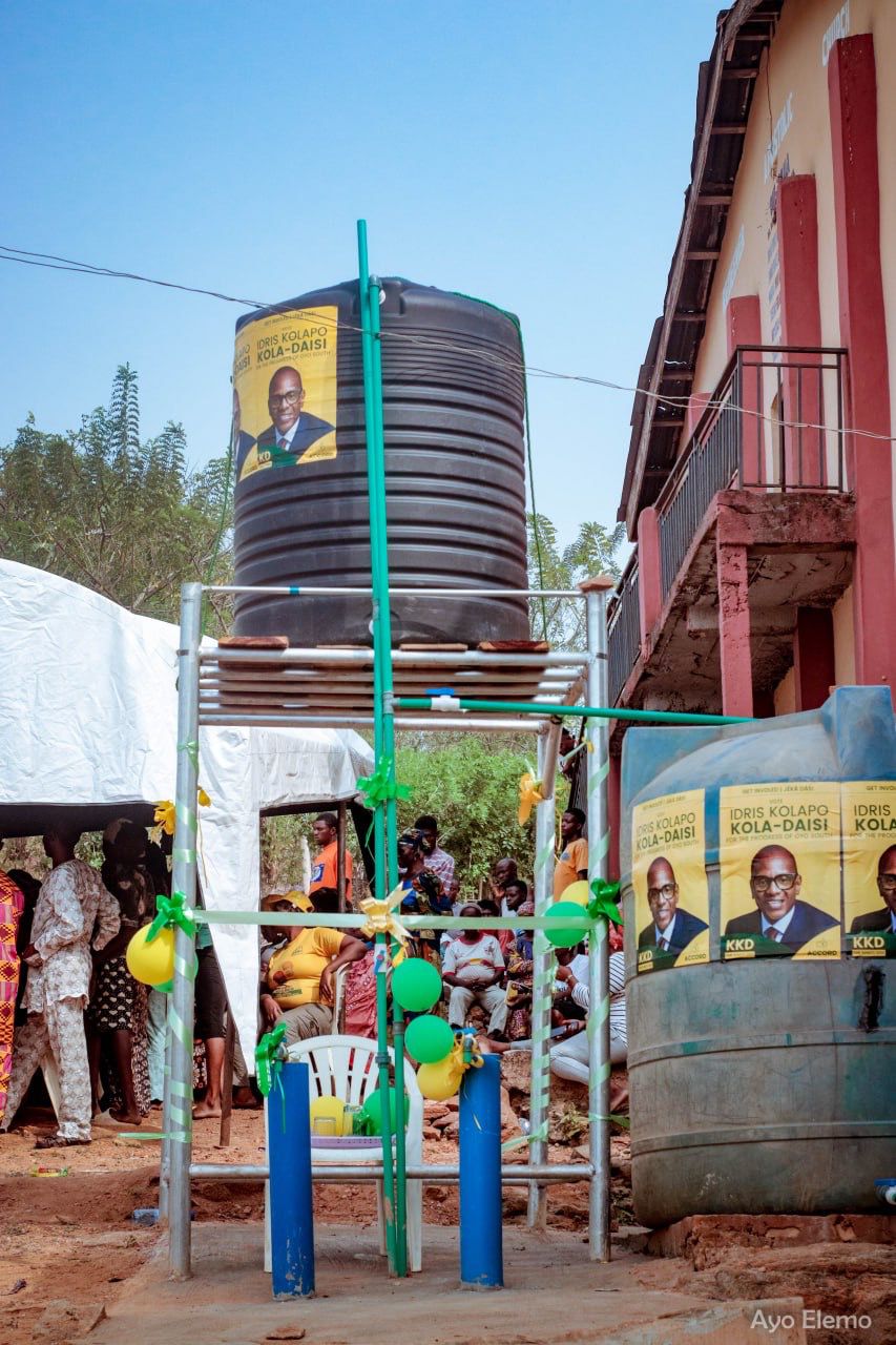 PHOTOS: Constituents laud Kola-Daisi for Oranyan bridge construction ...